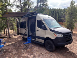 Mercedes-Benz Sprinter Off-Road Antero Adventure Motors RV | Mercedes ...