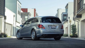 Mercedes-Benz R 63 AMG A Forgotten High-Performance MPV | Mercedes-Benz ...