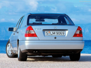 1995 Mercedes-Benz C-Class W202 Specs & Pictures | Mercedes-Benz Worldwide